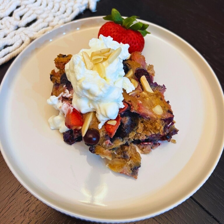 Healthy Mixed Berry Baked Oatmeal Recipe - New Breakfast Obsession